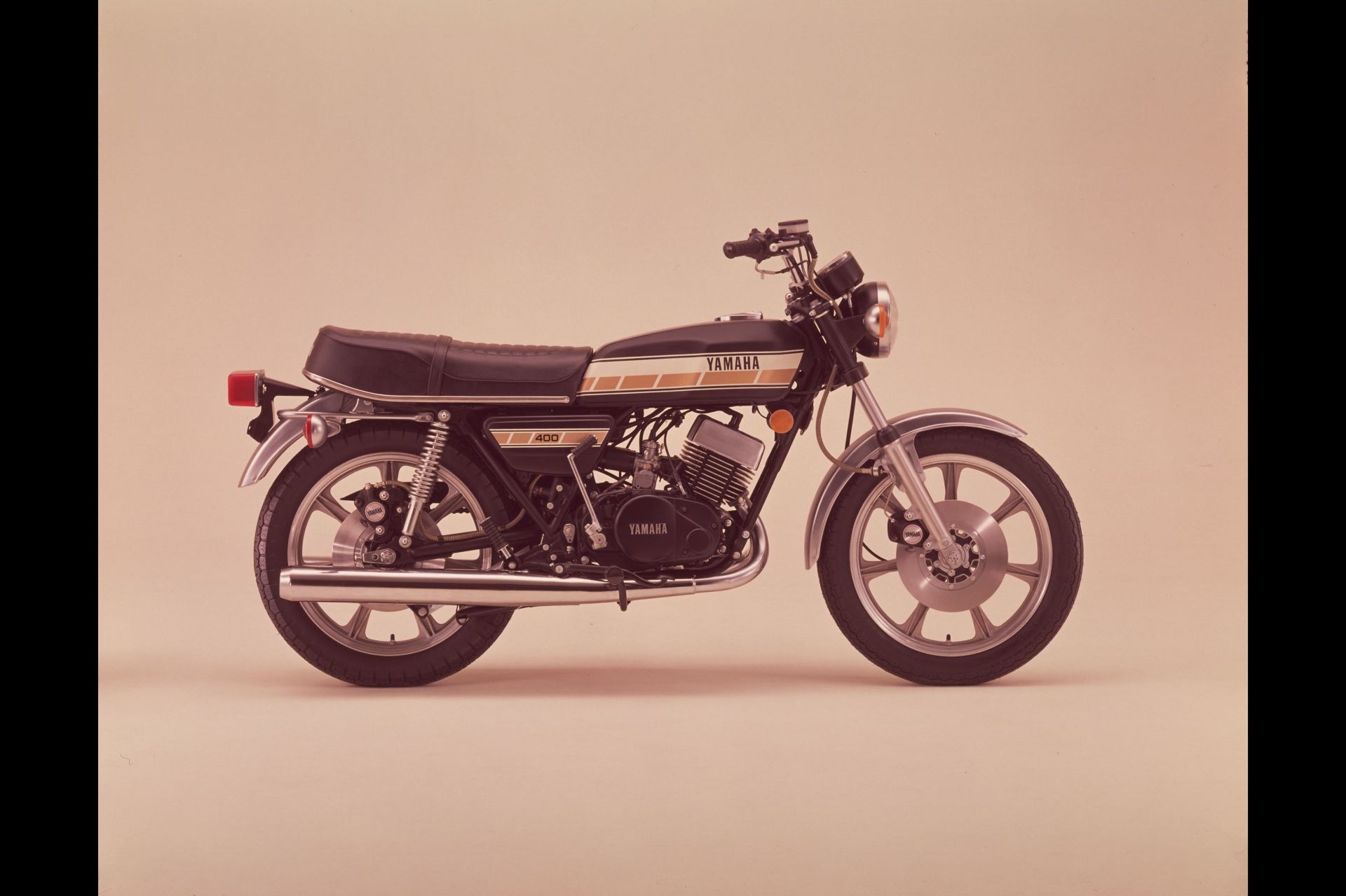 RD400C - Product Library - Product Library | YAMAHA MOTOR CO., LTD.