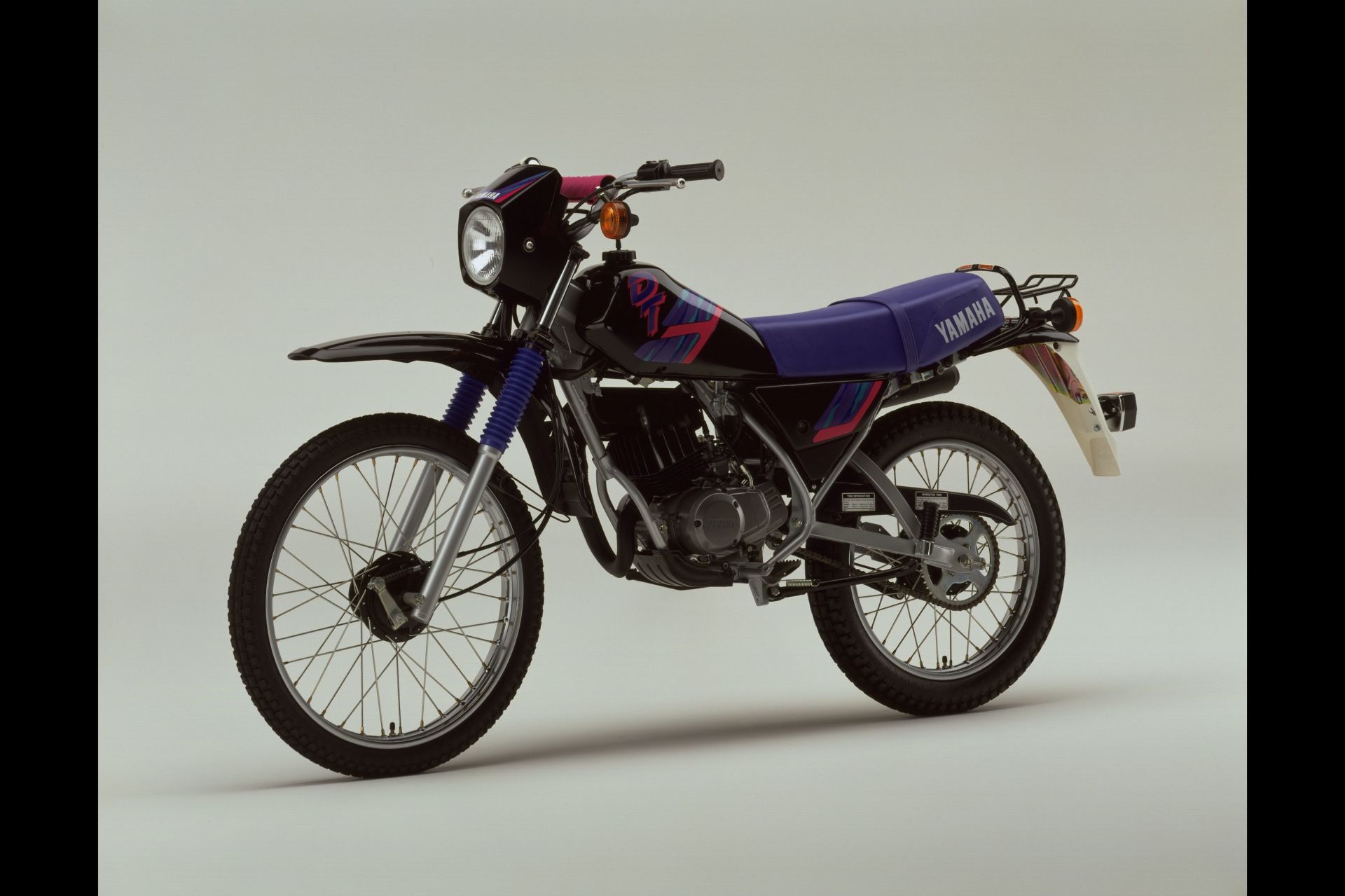DT50 - Product Library - Product Library | YAMAHA MOTOR CO., LTD.