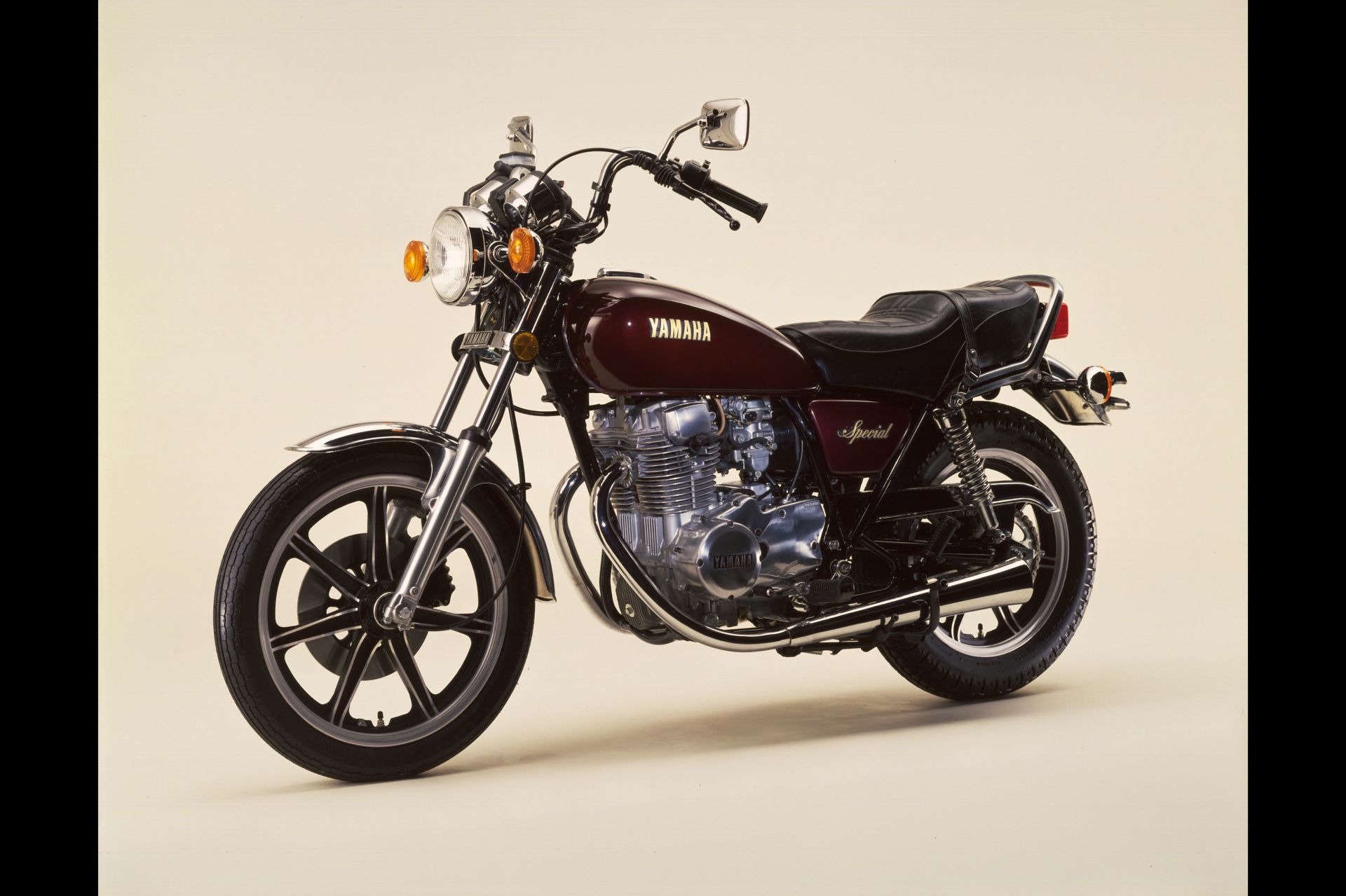 XS400 SPECIAL - Product Library - Product Library | YAMAHA MOTOR CO., LTD.