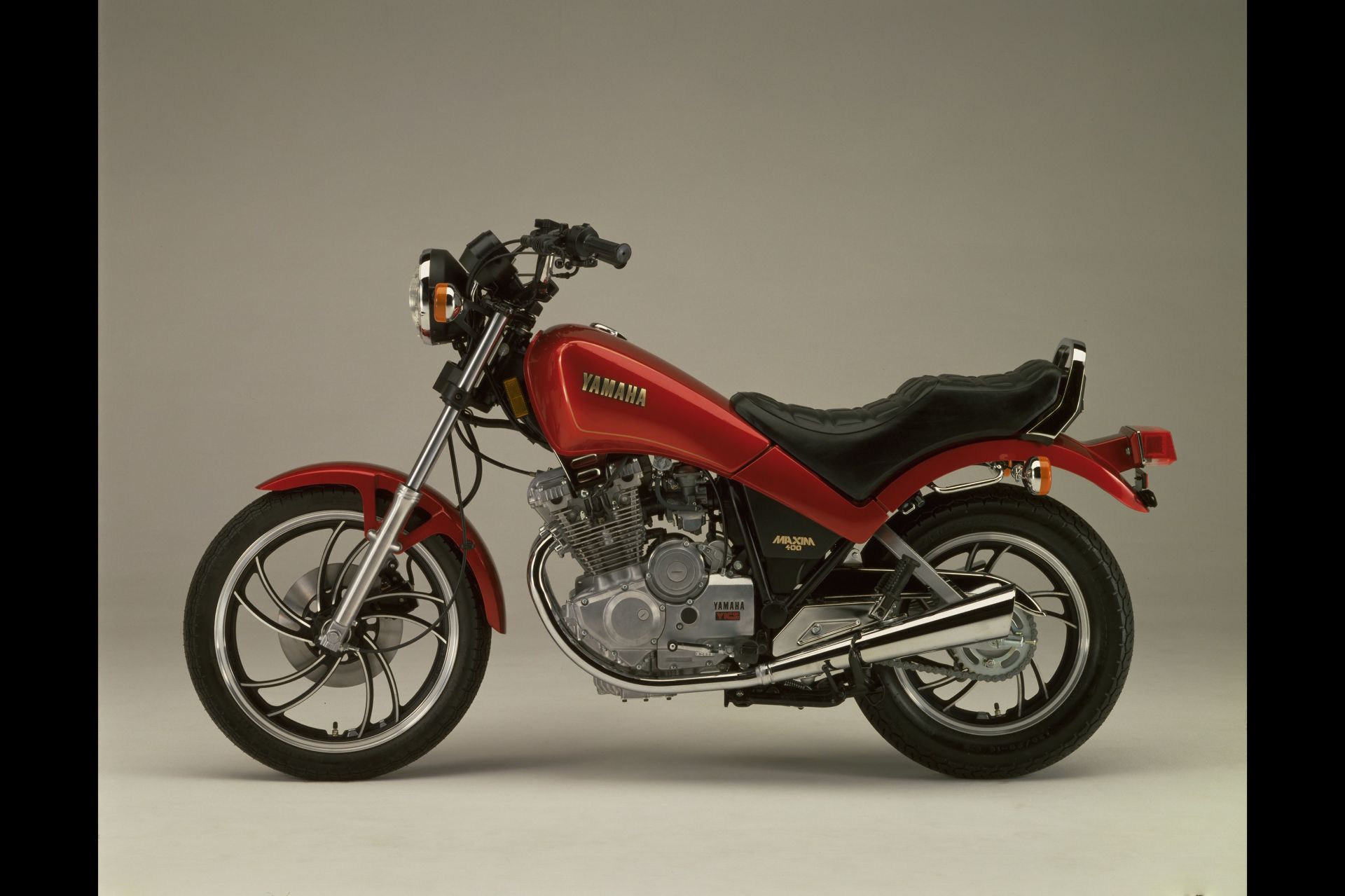 XS400 - Product Library - Product Library | YAMAHA MOTOR CO., LTD.