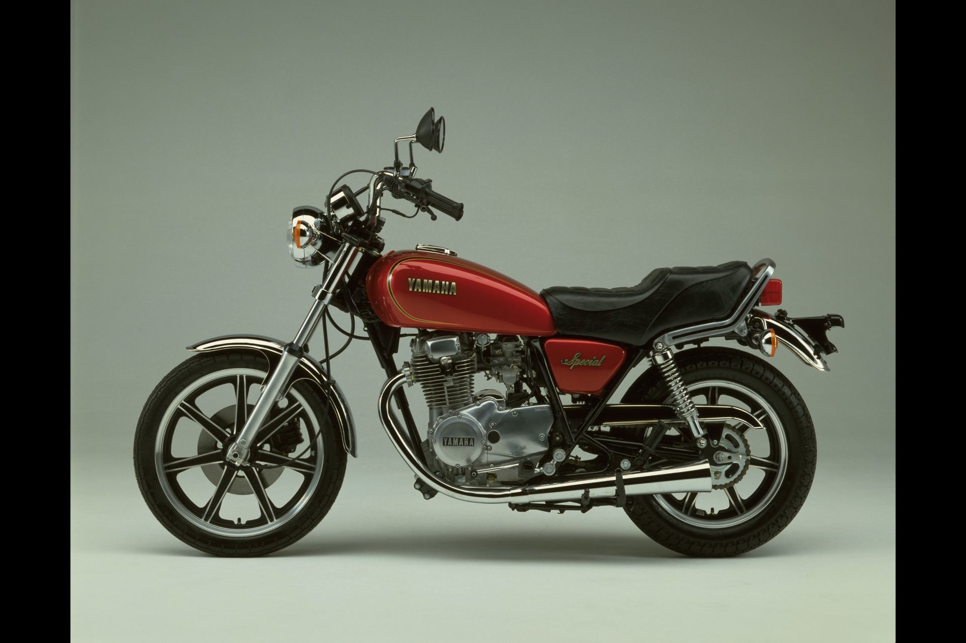 XS400 - Product Library - Product Library | YAMAHA MOTOR CO., LTD.