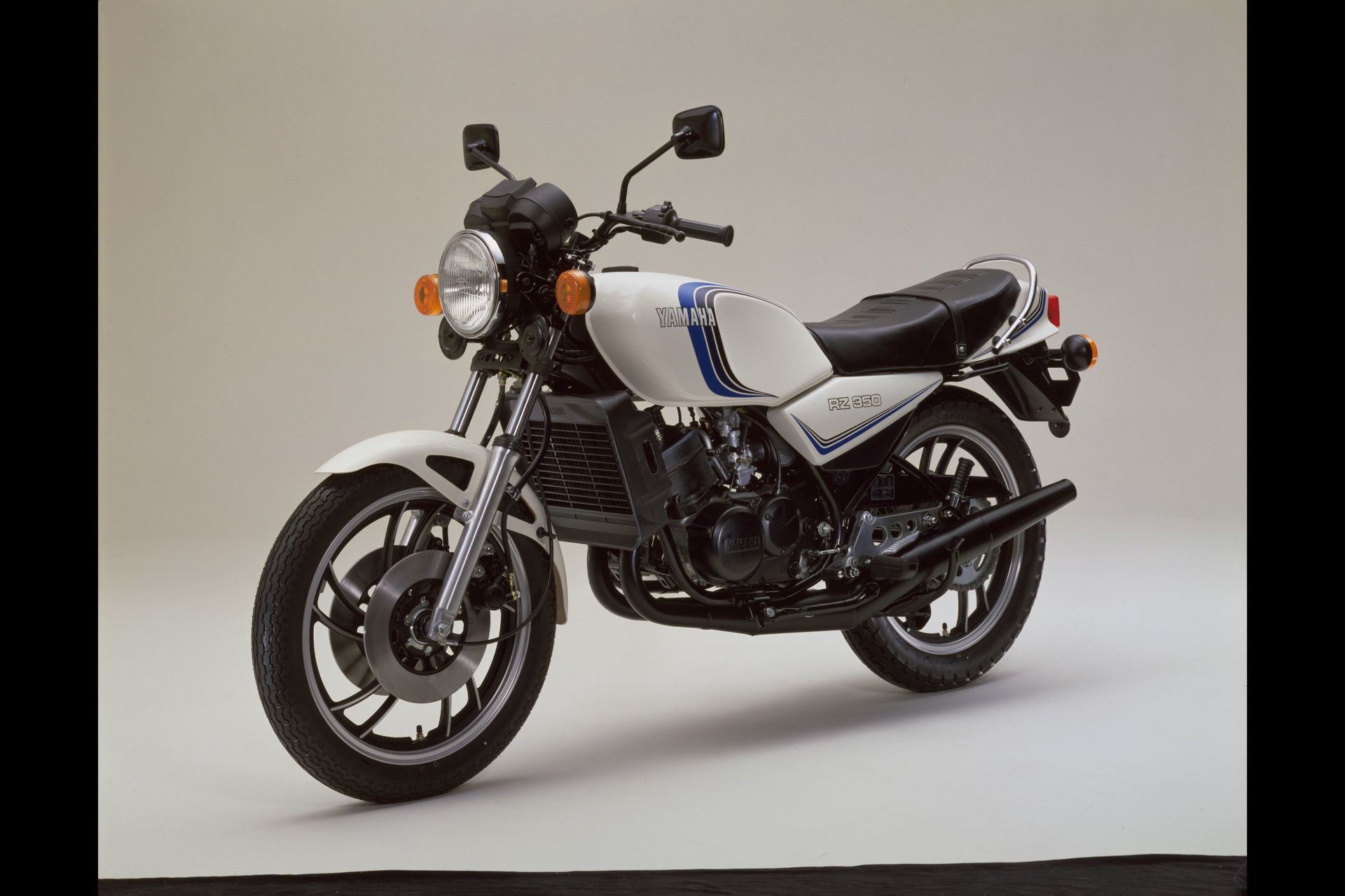 RZ350 - Product Library - Product Library | YAMAHA MOTOR CO., LTD.