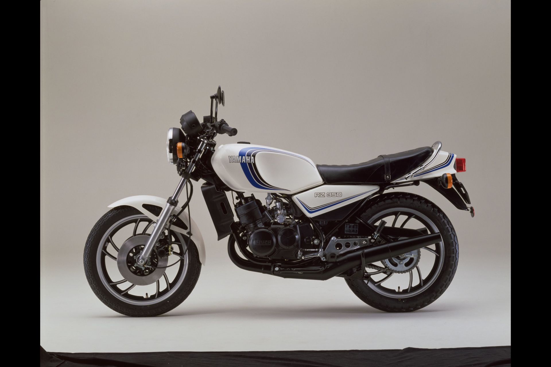 RZ350 - Product Library - Product Library | YAMAHA MOTOR CO., LTD.