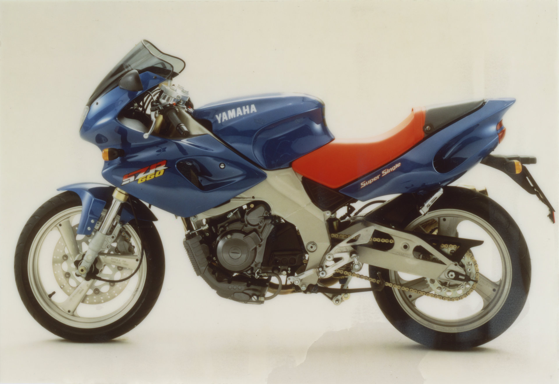 SZR660 - Product Library - Product Library | YAMAHA MOTOR CO., LTD.