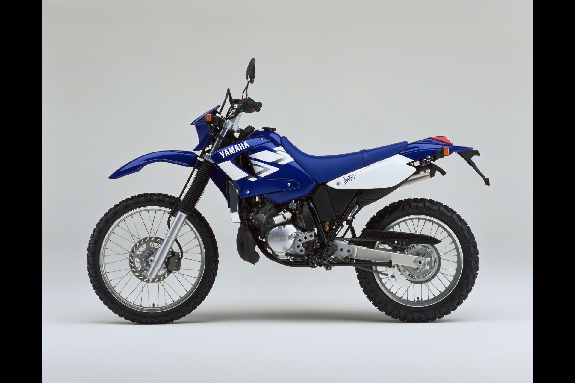 DT230 - Product Library - Product Library | YAMAHA MOTOR CO., LTD.