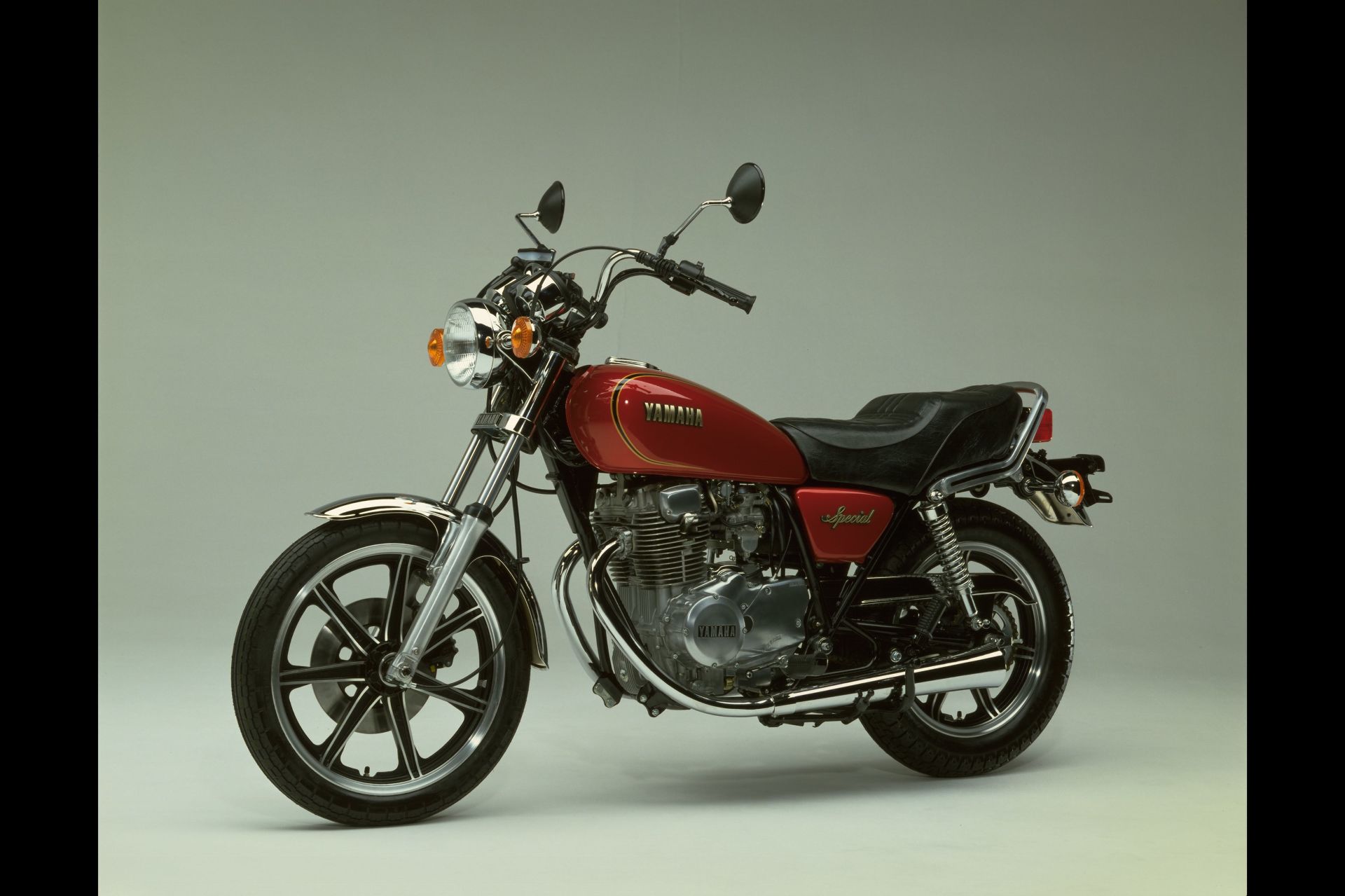 XS400 - Product Library - Product Library | YAMAHA MOTOR CO., LTD.