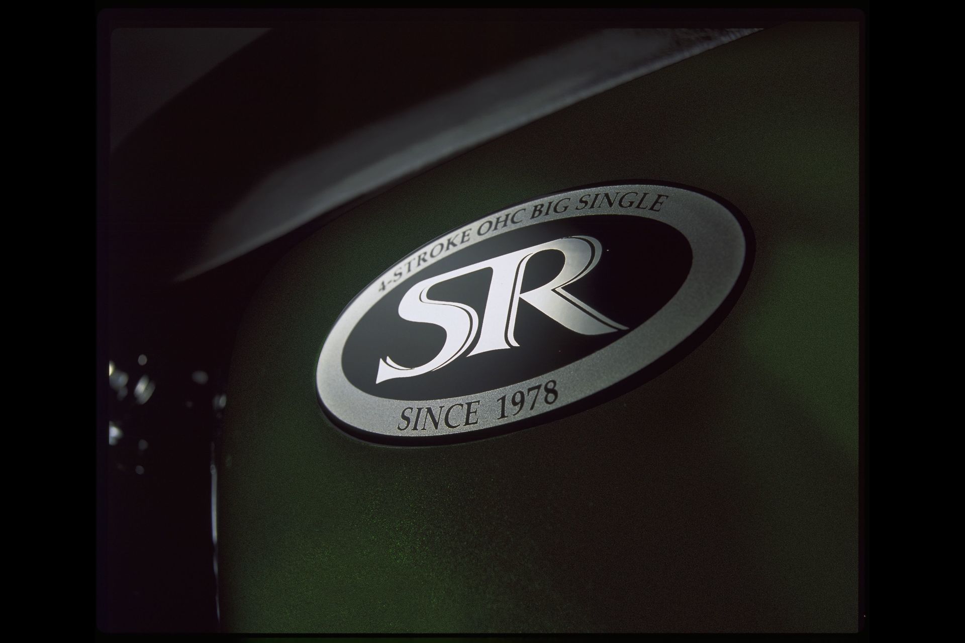 SR400 - Product Library - Product Library | YAMAHA MOTOR CO., LTD.