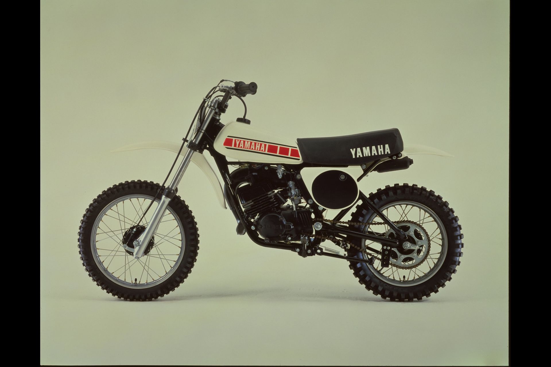 YZ80 - Product Library - Product Library | YAMAHA MOTOR CO., LTD.