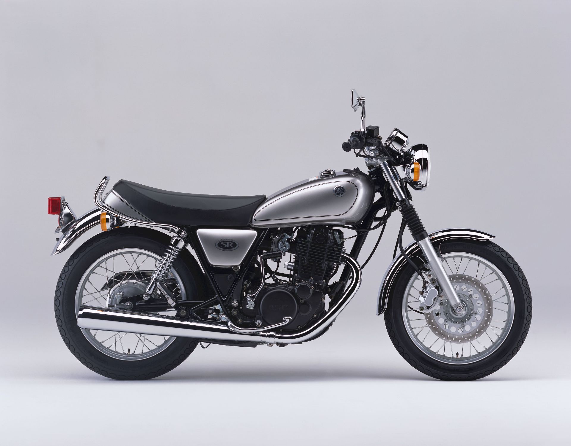 SR400 - Product Library - Product Library | YAMAHA MOTOR CO., LTD.