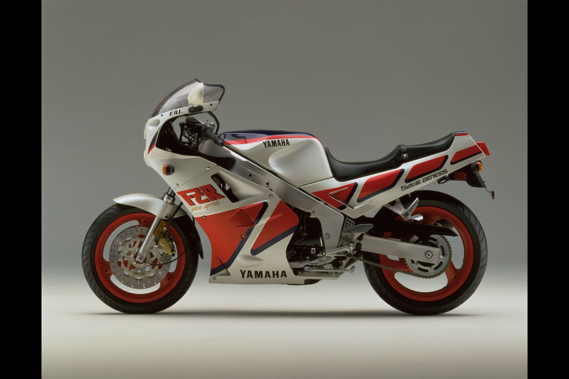FZR1000 - Product Library - Product Library | YAMAHA MOTOR CO., LTD.