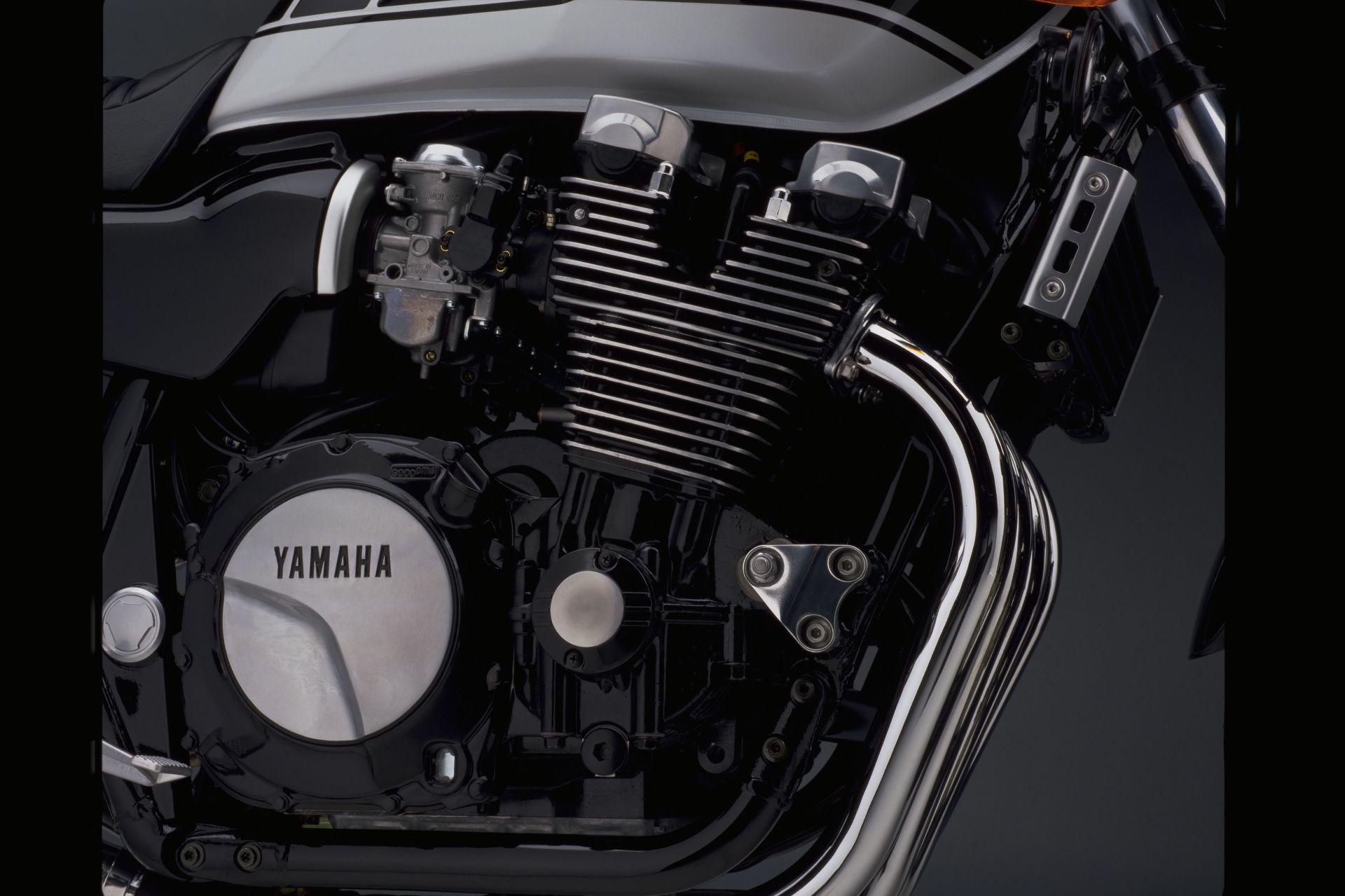 XJR1200SP - Product Library - Product Library | YAMAHA MOTOR CO., LTD.