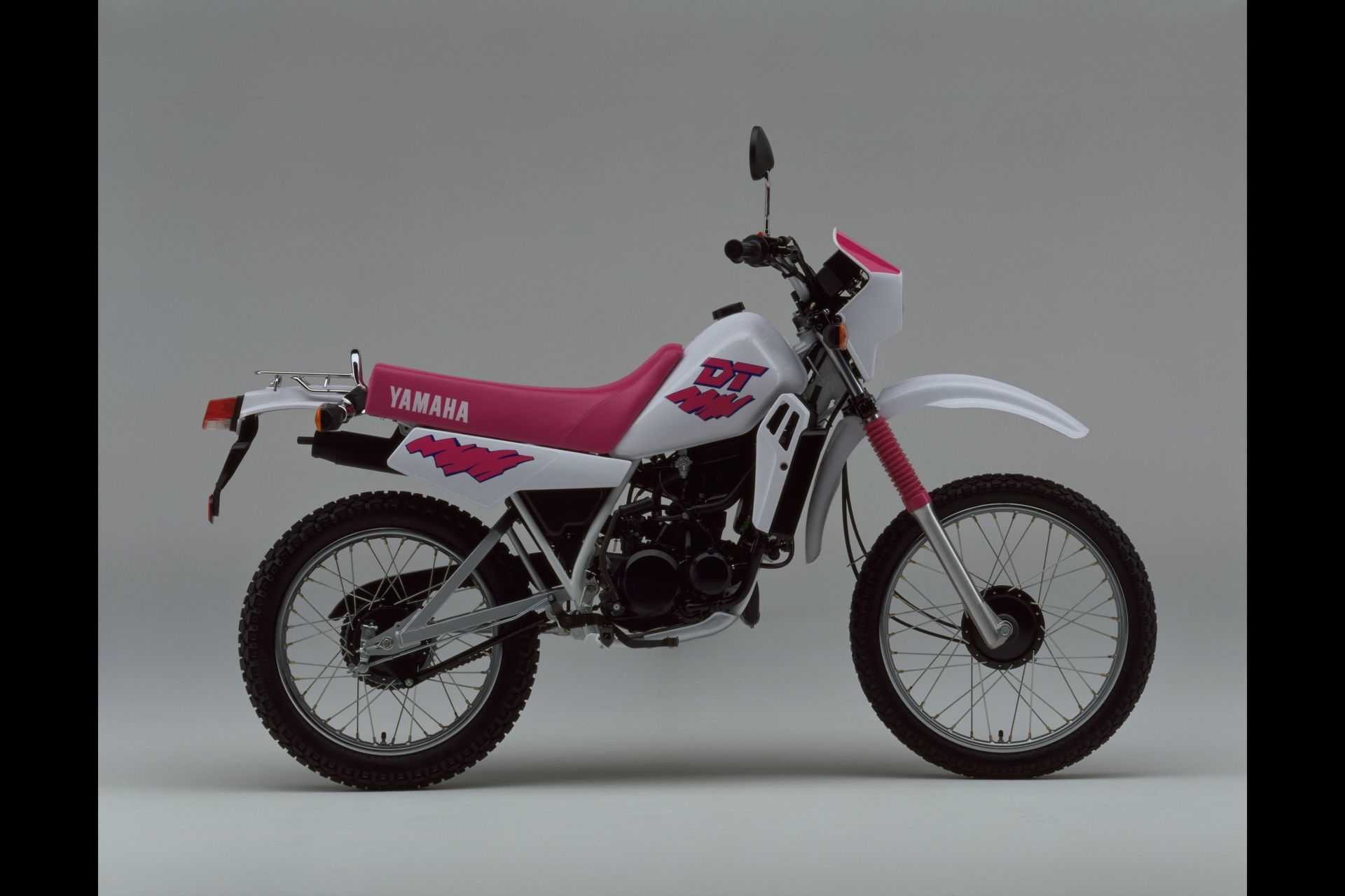 DT50 - Product Library - Product Library | YAMAHA MOTOR CO., LTD.