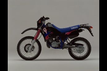 DT125R - Product Library - Product Library | YAMAHA MOTOR CO., LTD.