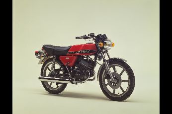 RD125 - Product Library - Product Library | YAMAHA MOTOR CO., LTD.